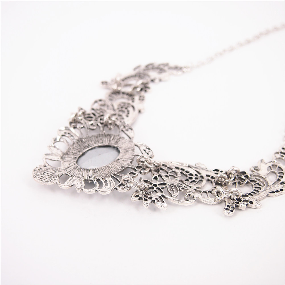 Fashion Necklace For Women Lace Cut Out Necklace With Big Gem Stone on ...